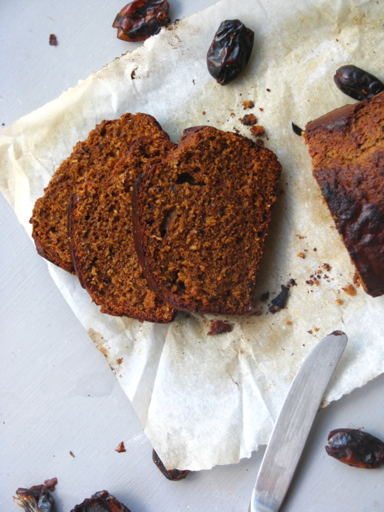Date Loaf Cake - Airy & Easy ~ DeLishas Food