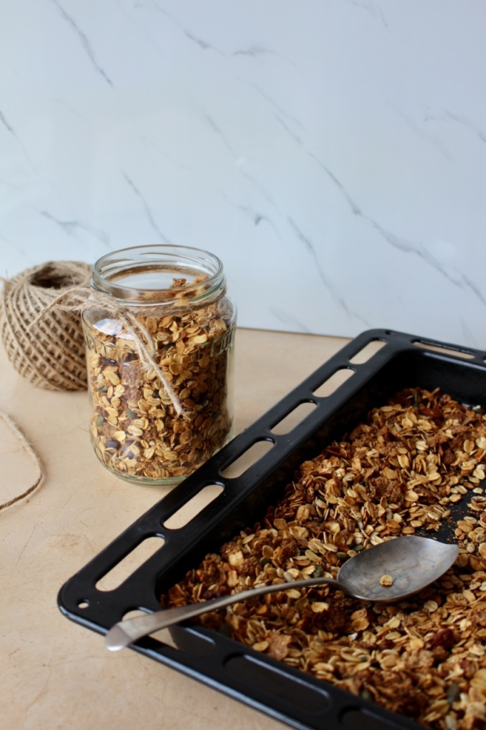 Toasted Muesli - My Go-To Recipe ~ DeLishas Food